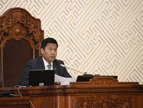 НӨАТ аас чөлөөлөх тухай Гаалийн албан татварыг хөнгөлөх тухай хуулийн төслийг эцэслэн баталлаа