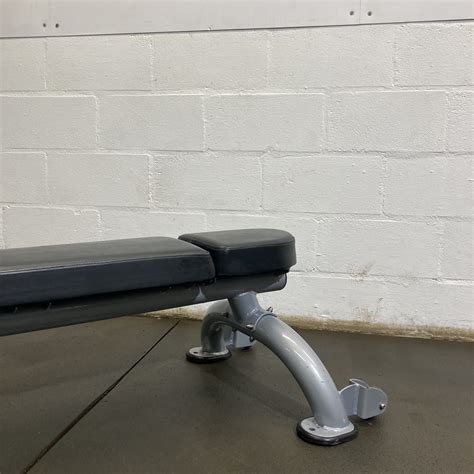 Matrix G3 Flat Bench Equip4gyms