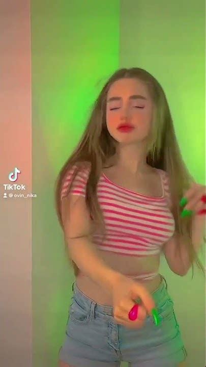 اوه اوه این چه کاریه اخهههه🙊👙🥲 نیکا چالش چالشتیکتاک رقص Youtube