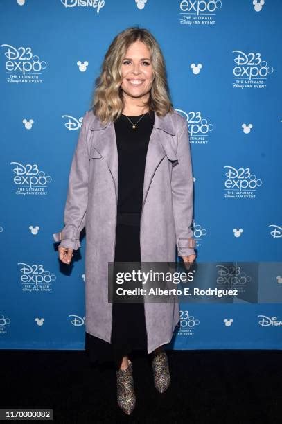 Jennifer Lee Photos And Premium High Res Pictures Getty Images