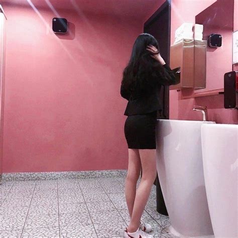 ㅇㅅㅇ에 있는 Ce Ali님의 핀 짧은 의상 교복 패션 여자 교복