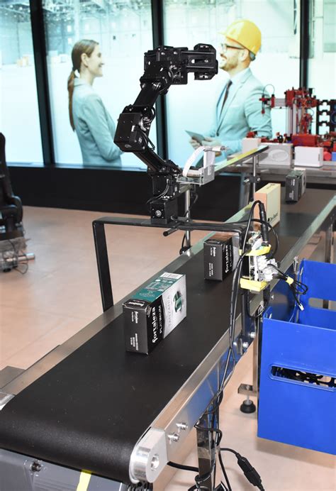 Automated Quality Control Based On Visual Inspection Experience