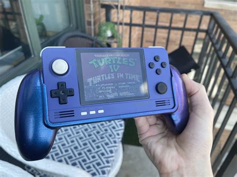 Color Morphing Controller Grip Rretroid