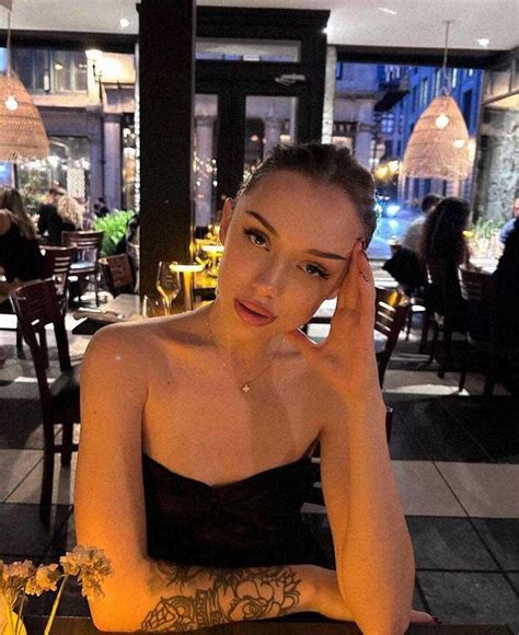 Юлия Шашкова жена Славы Комиссаренко Слив фото блогеров стримеров тиктокеров