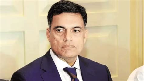 Sajjan Jindal హైకోర్టు జోక్యంతో పారిశ్రామిక‌వేత్త స‌జ్జ‌న్ జిందాల్‌పై లైంగిక వేధింపుల కేసు