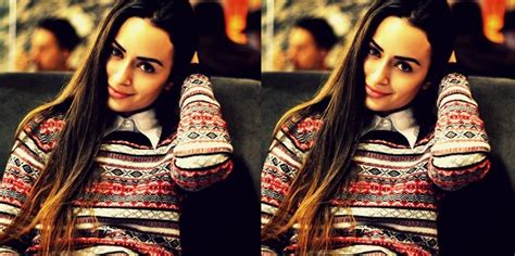 Reasons To Ditch The Single For The Holidays Blues Samantha Burns Yourtango