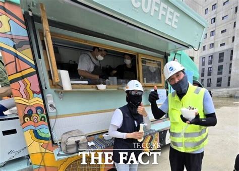 계룡건설 혹서기 건설현장 ‘온열질환 Zero 캠페인 진행 전국 기사 더팩트