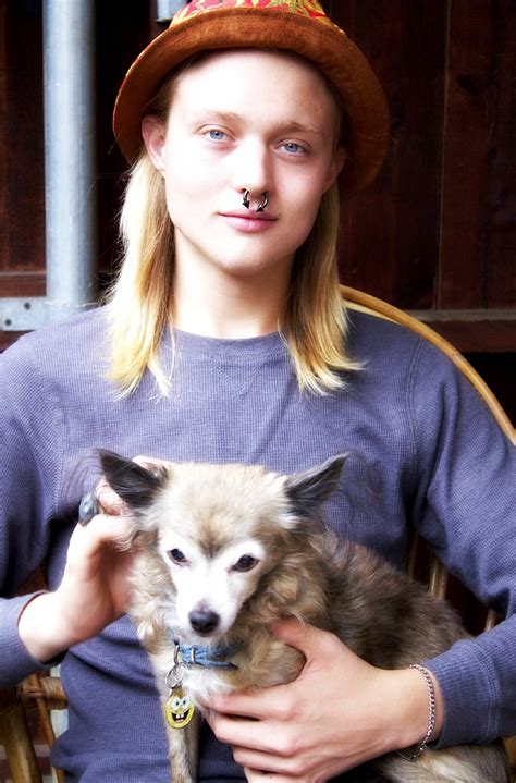 Namorada Daeg Faerch