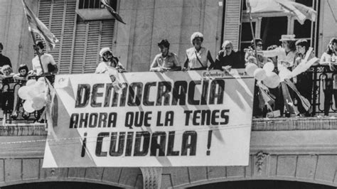 A 40 Años Del Regreso De La Democracia Alfonsín Y La Historia Del Rezo