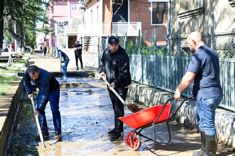 სენაკის მუნიციპალიტეტის მერია City Hall Of Senaki Municipality შინდისის გმირების დღეს