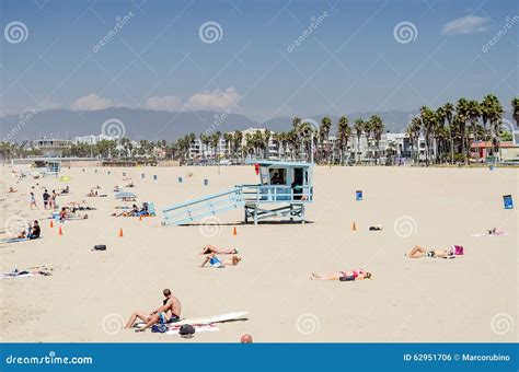 People Enjoying A Sunny Day In Venice Beach California Editorial Photo