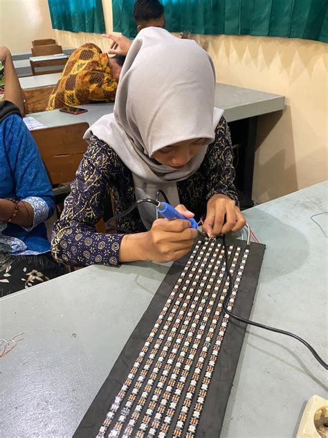 Rgb Led Neomatrix 5 Steps Instructables