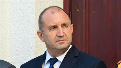 Румен Радев подписа указите за новия служебен кабинет изборите и разпускането на НС Новини бг