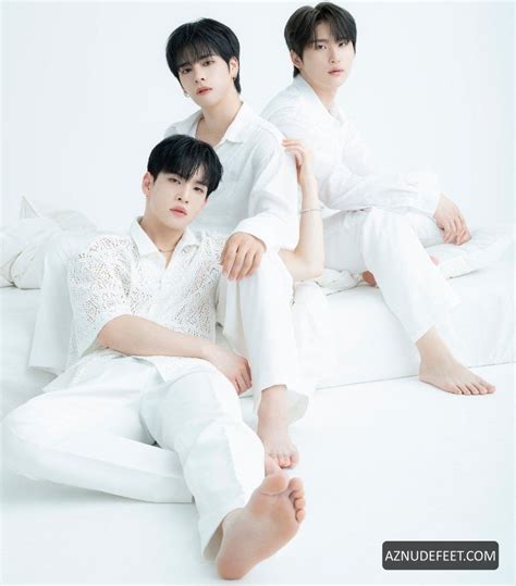 Allen Ma Feet Aznudefeet Men