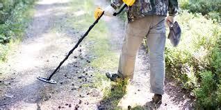 Metal Detection How Deep Do Metal Detectors Detect ToolPiP