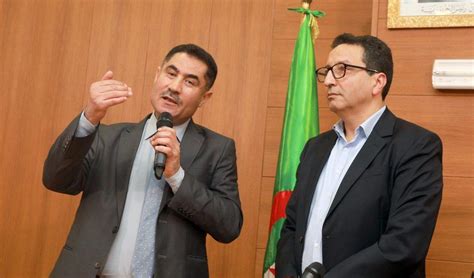 Laagab Ministre De La Communication La Connaissance De Laudimat Est Khaldi Badis