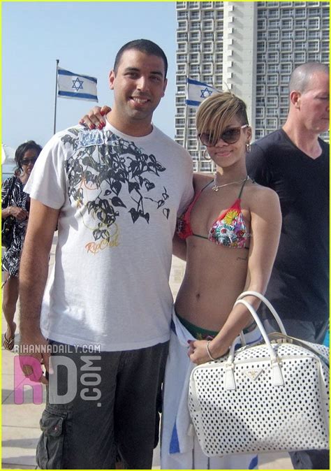 Rihanna Wearing Tiny Bikini Poolside In Tel Aviv Israel Porn Pictures