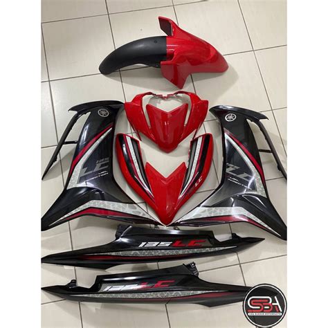 Coverset Bodyset Lc135 Lc V8 Standard Red Merah Std Fuel Injection Fi