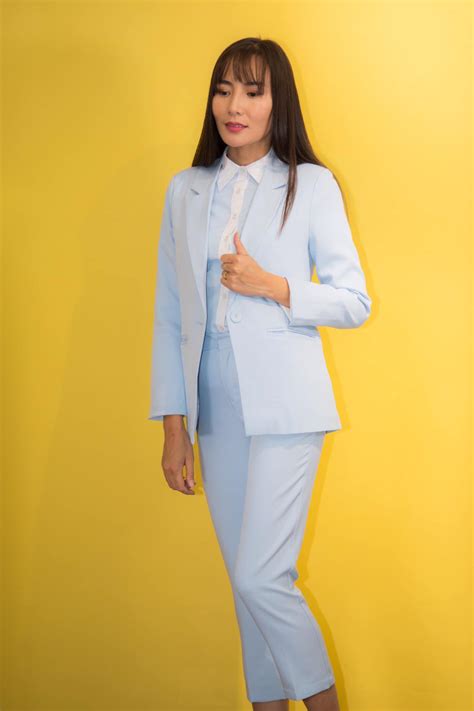 Үзэсгэлэнт 👩🏼‍🏫👩‍💻👩🏼‍💼ажил хэрэгч Эмэгтэй оффис хувцас Facebook