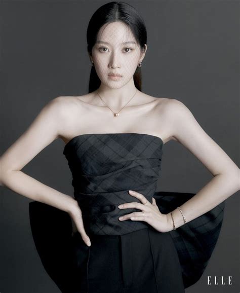 Pin By Reta On انمي زفاف Vogue Photoshoot Korean Photoshoot Korean Actresses