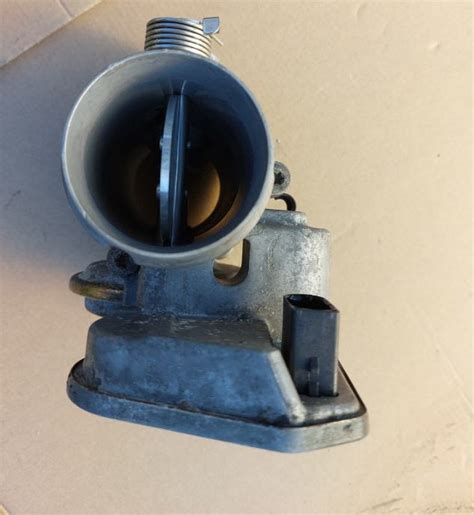 Bmw E90 E91 E92 Klapna Gasa