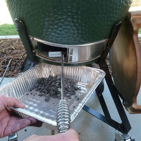 How To Lay A Fire And Control The Temp In Your Big Green Egg Big Green Egg Bbq Big Green Egg