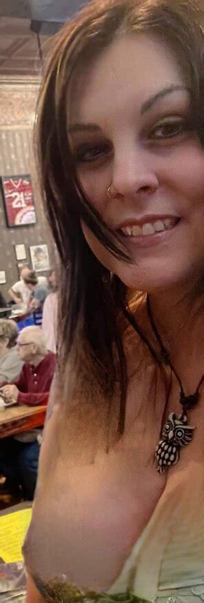 Sexy Singer Porn Pic