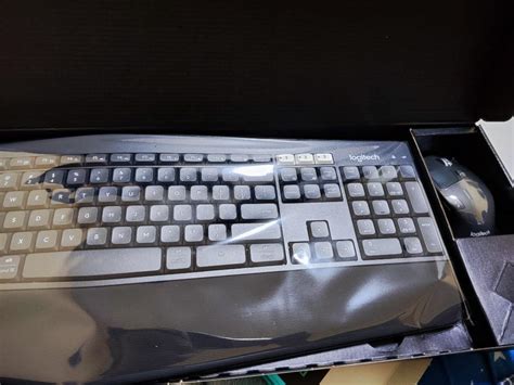 Logitech Mk850 Wireless Keyboard And Mouse Combo Computers And Tech Parts And Accessories Computer