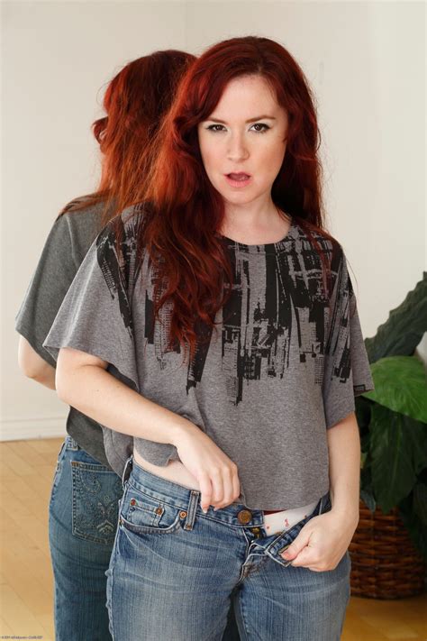 Annabelle Lee Model Profile