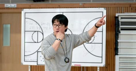 [아시안게임] 리바운드 강양현 감독 또 뛸 사람 없을 때…다 준비돼 있다