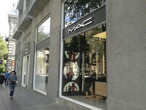 სავაჭრო ცენტრი მერანი მოლი თბილისშიrelax Ge ზე