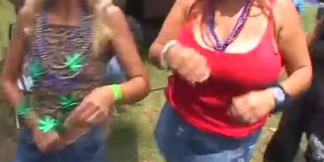 Girls Going Crazy Beavers And Baldys 02 Part 3 Wayne Enterprises