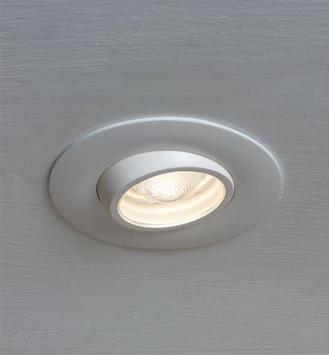 Adjustable-Beam LED Spotlight - Lee Valley Tools