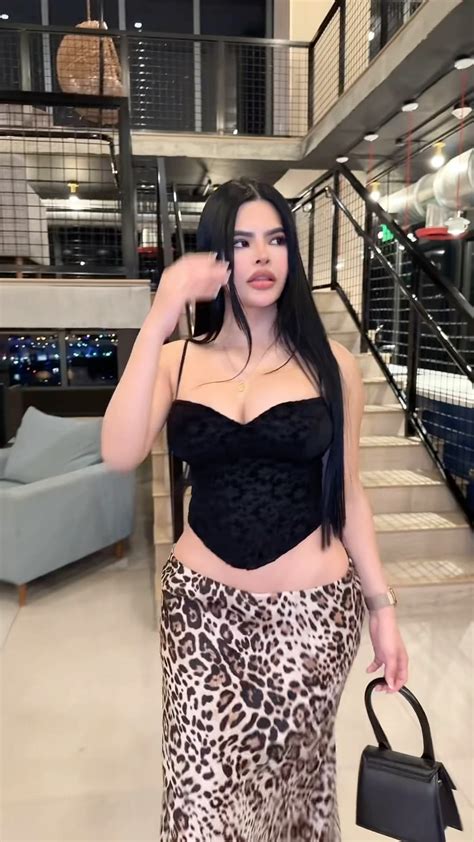 Kim 🖤 Kimberlydelgadoalvarez • Instagram Photos And Videos