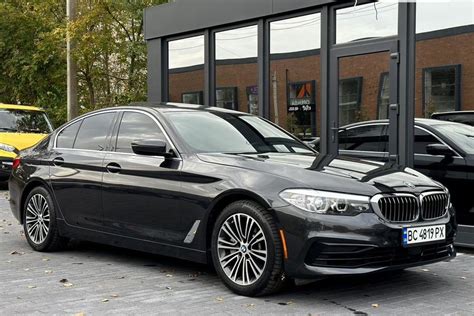 Продам BMW 540 в Львове 2019 года выпуска за 37 900$