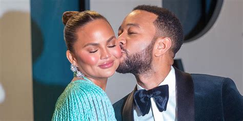 Pregnant Chrissy Teigen Accidentally Reveals She S Having A Baby Boy