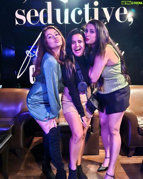 Bhavini Purohit Wiki Biography Age Photos Spouse And More