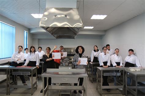 🌷 ქალთა თვის ფარგლებში კოლეჯი მოდუსი College Modus