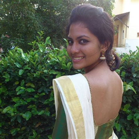 Desi Beauty 🥰 Scrolller
