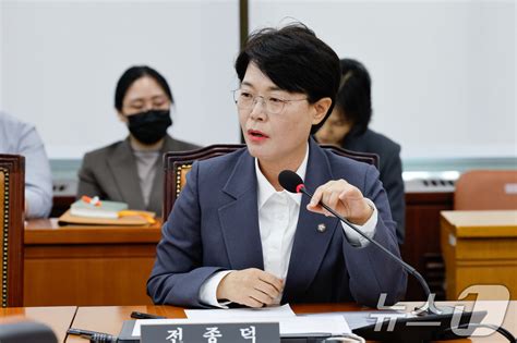 반박하는 전종덕 의원