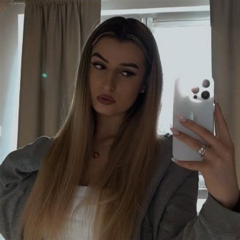 ⚜️𝐎𝐋𝐈𝐕𝐈𝐀⚜️ Oliviiq • Threads Say More