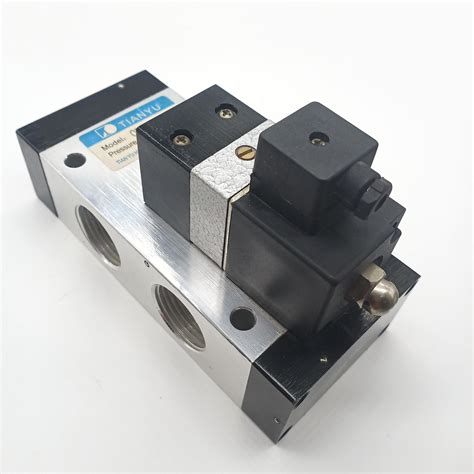 Q25dc L25 Solenoid Valve Two Position Five Way Directional Control
