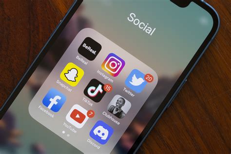 A Trial On Floridas Social Media Law Is Set For 2026 Wmnf 885 Fm