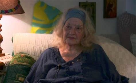 Почина класната на Тошко Йорданов която приживе се отказа от него Lupa Bg