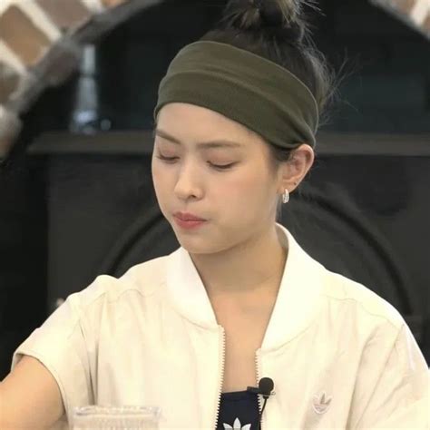 Pin By Blury Face On ITZY Itzy My Crush Cross Necklace