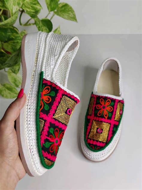 گیوه زنانه نخ چین