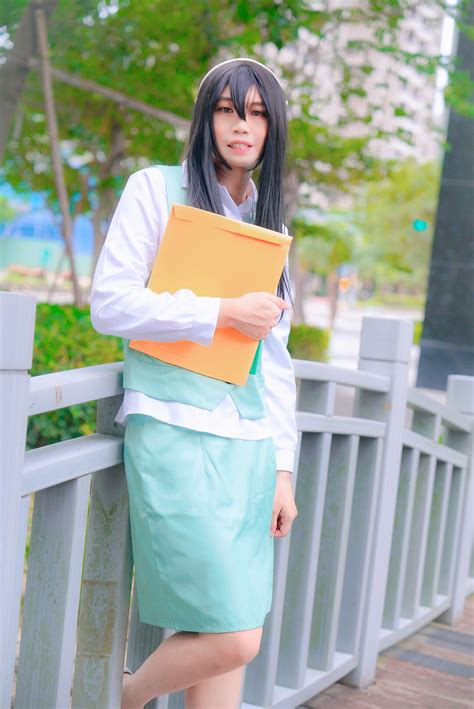 約兒工作服 戶外場景外拍 Ben79823的創作 巴哈姆特