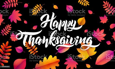 검은 배경에 낙된 엽으로 벡터 손으로 그린 추수 감사절 타이 포 그래피 포스터 10월에 대한 스톡 벡터 아트 및 기타 이미지 10월 11월 가을 Istock