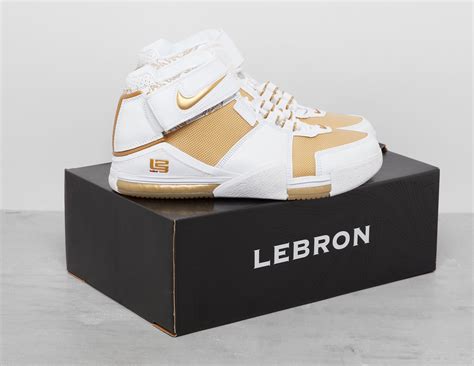 Lebron 11 Elite Gold Socks