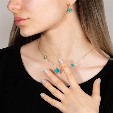 خرید آنلاین گردنبند طلا ونکلیف آبی گالری پرسته